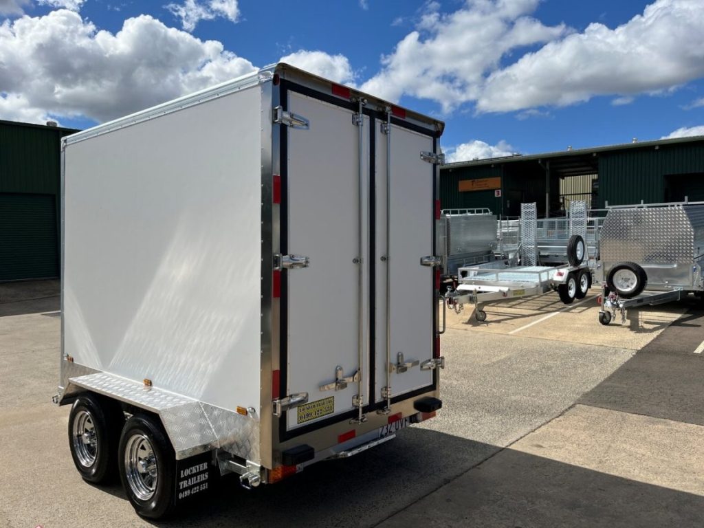 9ft 2”x 5ft 6” (2.8x1.7m) Tandem Cold-room/Freezer Trailer – ATM 1990kg ...